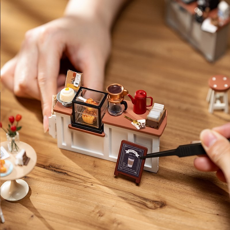 🏠 Café Miniature House: Tu Café en Miniatura - Kubekings